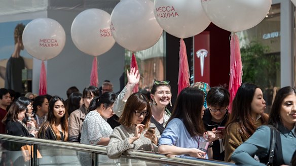 Shoppers turn out in droves as ribbon cut on Chadstone's $600m new look