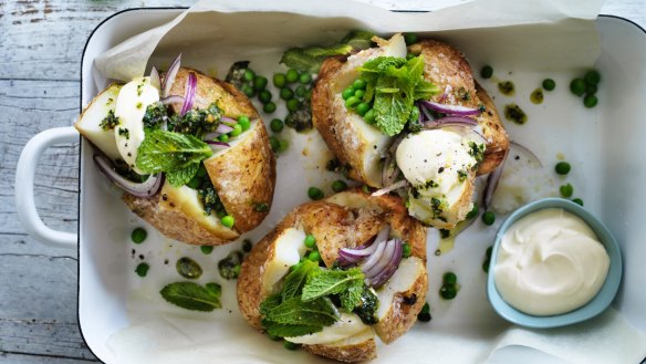 How to have dinner at 5pm and last through until breakfast