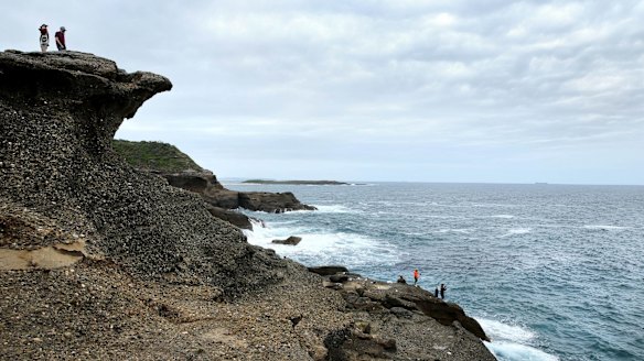 Deadly coast: Snapper Point at Frazer Park beach has killed 13 in eight ...