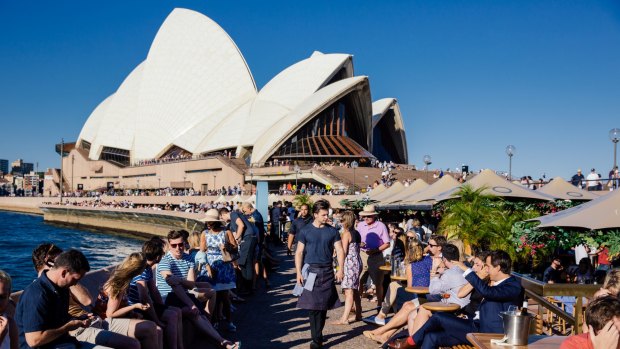 Dining at Sydney Opera House: Bennelong's $6 lunches and taste tour's ...