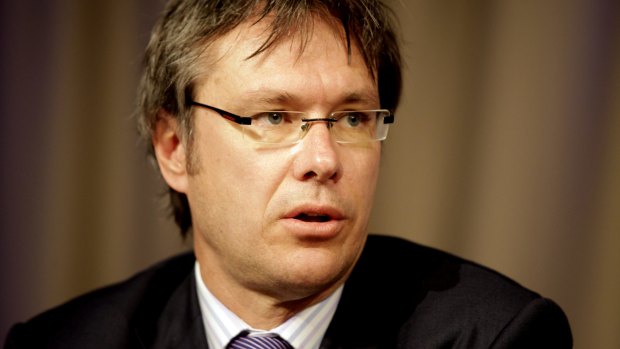 RBA's Guy Debelle named deputy governor following Philip Lowe's promotion