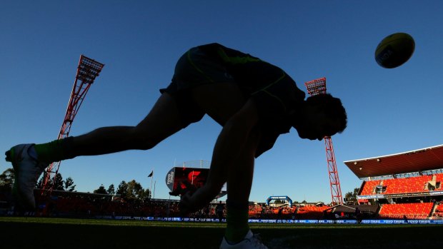 Centre bounce an AFL tradition the game can do without