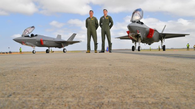 Joint Strike Fighters: Australian military stealth unveiled at Avalon ...