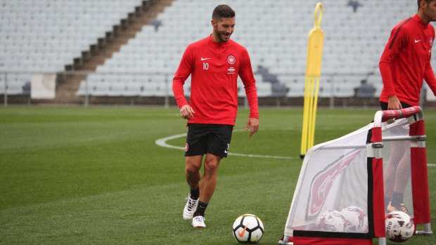 How Oriol Riera convinced Alvaro Cejudo to sign with Western Sydney ...