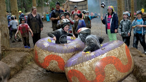 1000 tents, 1.7km of sausages and 1142 litres of custard - welcome to ...