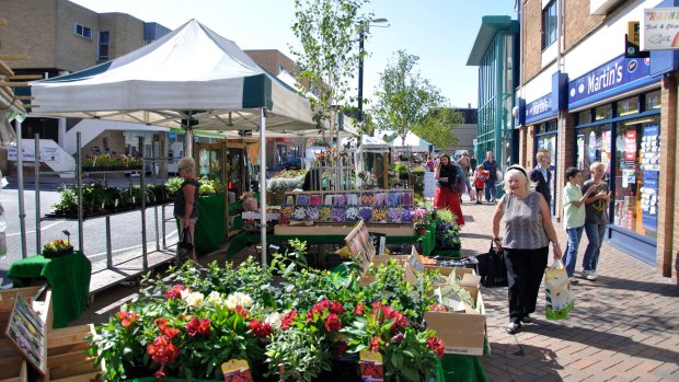 Kidlington, England: The British village baffled by flocking Chinese ...