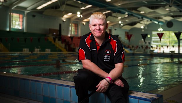 Canberra para-swimmer David Bale prepares for national swimming trials