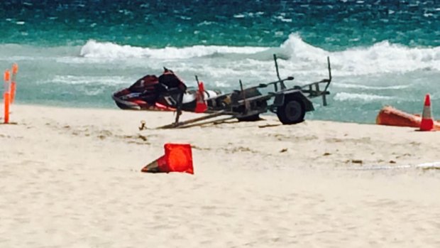 Dead man pulled from Trigg Beach had 'hands and feet tied'
