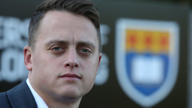 Labor hopeful Misha Zelinsky apologises over 'joke' advice book for women