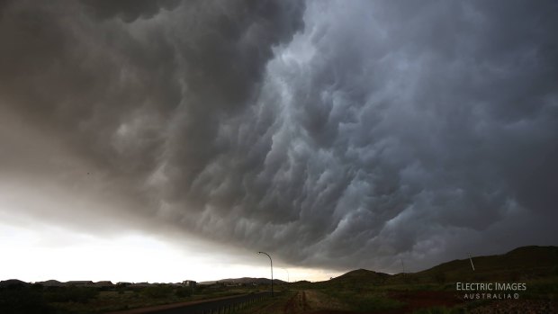 Heavy weather for Perth as wet season intensifies up north