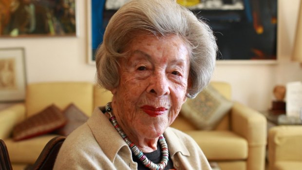 Two-time Archibald Prize winner and Holocaust survivor Judy Cassab dies