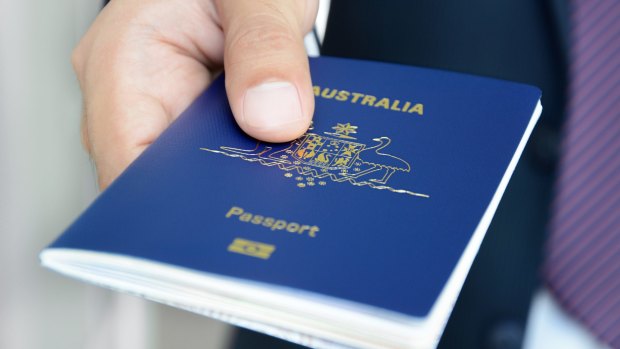 Australian entry into the UK: Fast entry via e-passports