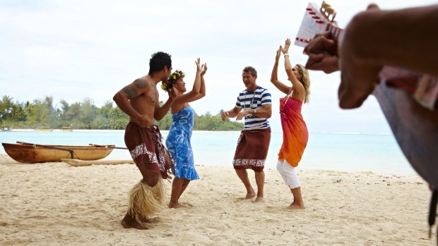 Cook Islands, Aitutaki: The unusual activity keeping obesity at bay