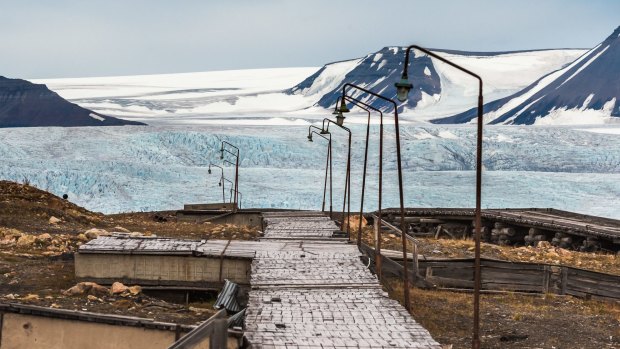 Pyramiden arctic outpost, Svalbard: Norway's mysterious abandoned ...