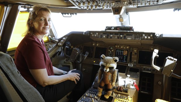Virgin Galactic pilots: Kelly Latimer flies Virgin Orbit and WhiteKnightTwo