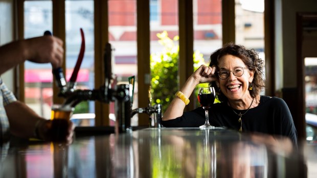 She swears by it: speaker at city event aims to raise the bar on cursing