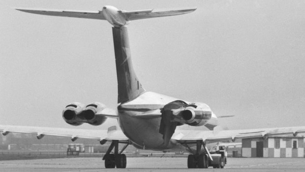 Rear-engine jets: Why airlines no longer use rear-engine planes