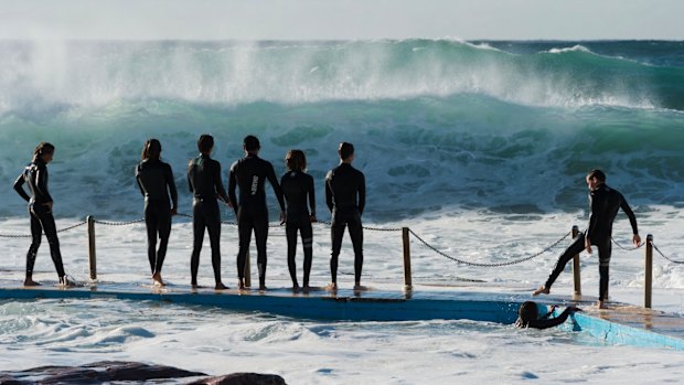 Big swells, rough surf conditions ahead of mild week in Sydney