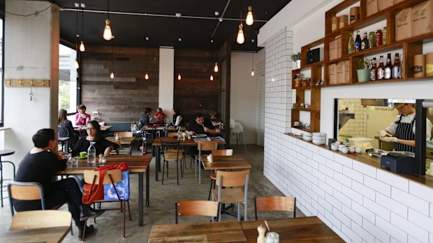 Around the world in various ways: Baba Sus in Glen Iris