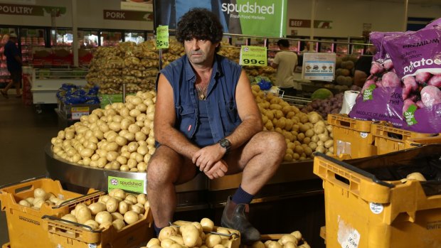 Spud Shed owner Tony Galati in biggest unauthorised water use in WA history