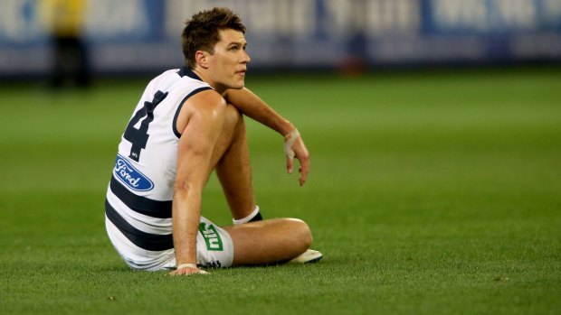 Injury setback for Geelong's Andrew Mackie