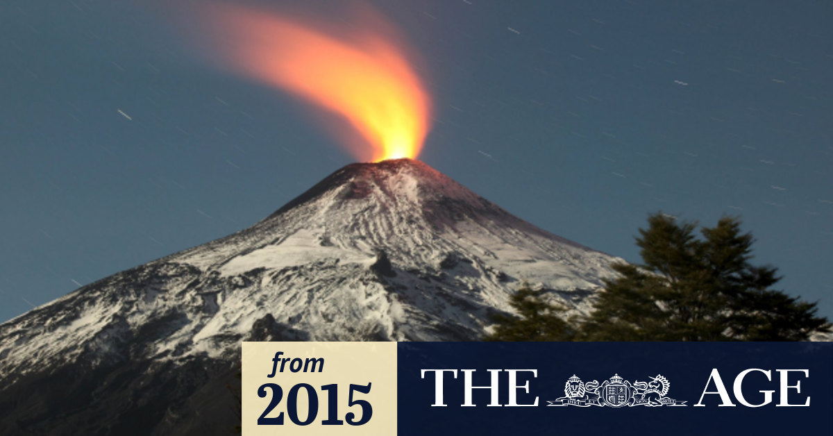 Dramatic volcanic eruption in Chile's south
