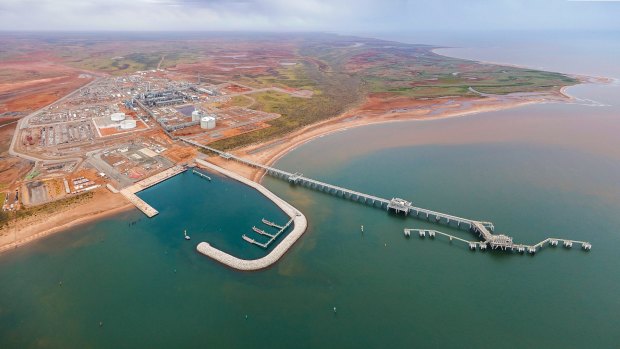 Chevron starts output on $45 billion Wheatstone LNG plant