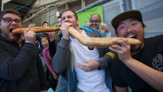 Fans complain of lengthy queues as US college football teams play Down ...