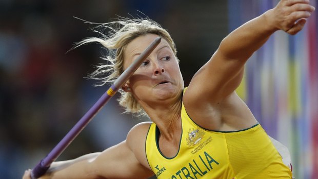 Kim Mickle wins Games gold in javelin