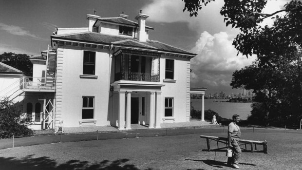 From millionaire views to bygone relics, this is one of Sydney's best walks