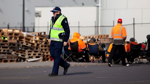 Royal Commission into trade unions flags $17 million fines for bribery