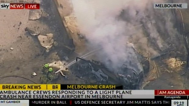 Essendon plane crash: Tullamarine Freeway blocked in both directions ...