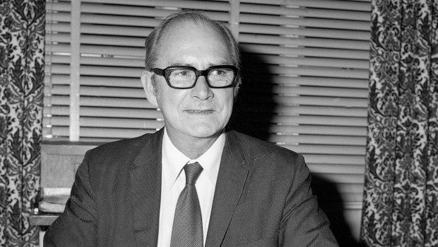 Finding Sanity review: How John Cade discovered the benefits of lithium