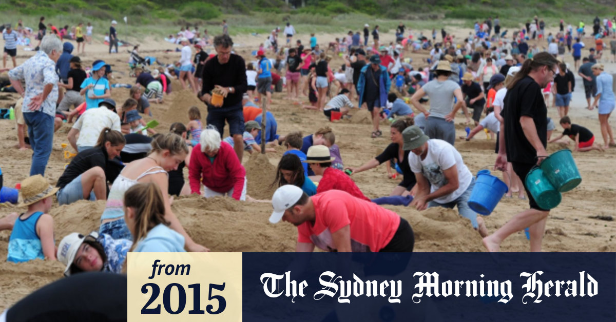 Sand modelling competition at Broulee Beach