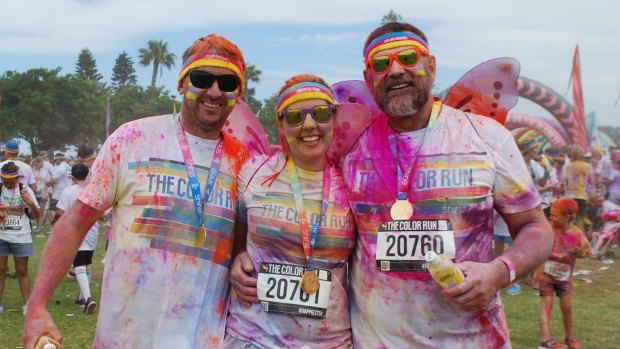 Perth explodes with colour for Color Run 2015
