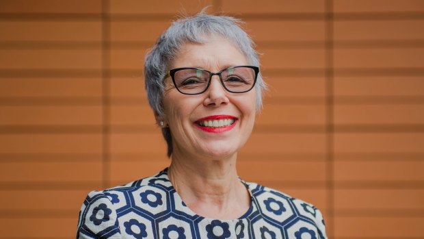 Top adviser urges Coalition to end paralysis on clean energy target