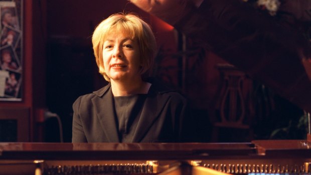 Janet Seidel: The cabaret singer with the little-girl voice is gone