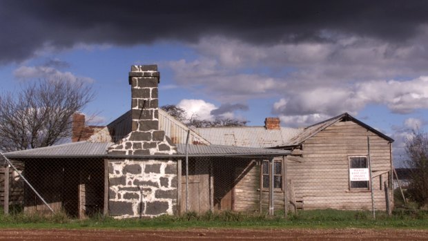 Ned Kelly's dilapidated childhood home to be restored