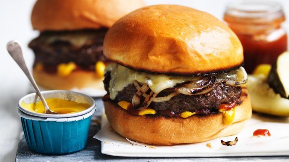 Burgers outselling classic baguettes in France