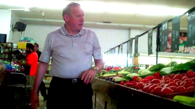 Parole board chief Bill Gillard stands down after mafia link