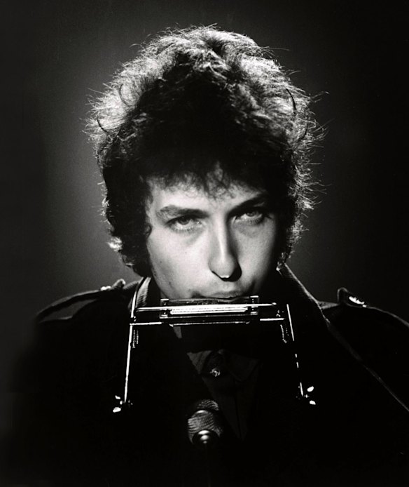 Perth man's letter defending Bob Dylan 50 years ago featured in new album