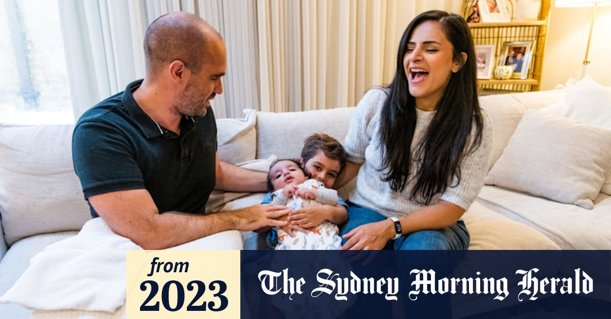 How long is it OK to stay with friends or family during the holidays?