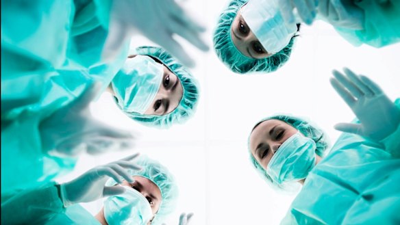 Surgeons who deny bullying problem refusing to complete compulsory ...