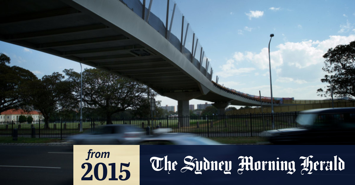 Unimpressed World Cup quarter-final cricket fans belt Albert 'Tibby ...