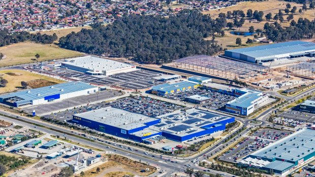 Costco expands footprint to take on Amazon