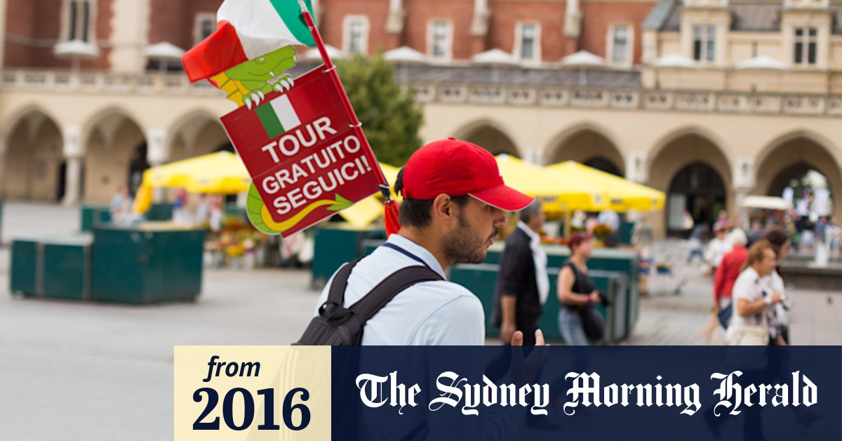 Tipping tour guides: Why do you have to tip your guide?