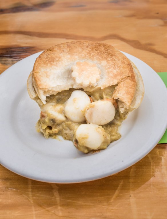 Victoria takes on Tassie in the scallop pie stakes