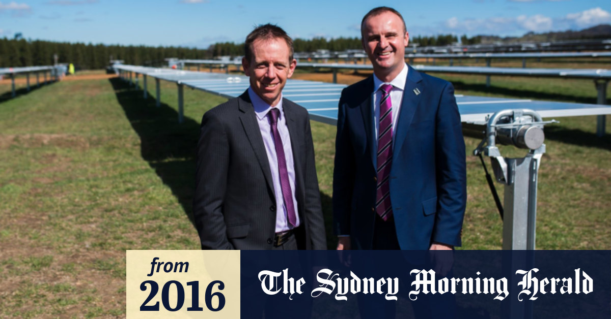 Politicians pulling funny faces as winds change
