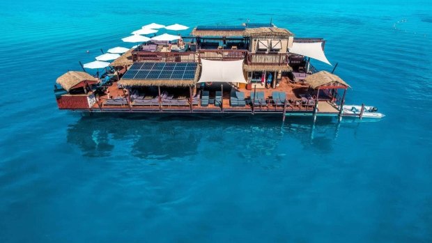 Seventh Heaven, Fiji: The world's most beautiful floating bar
