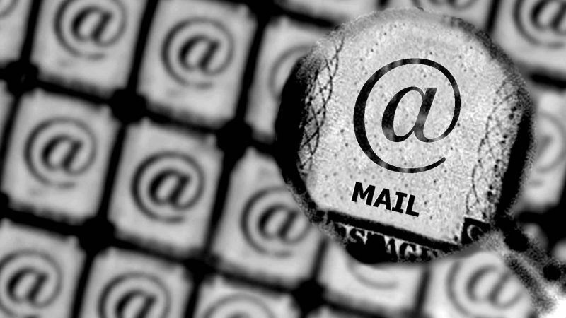 21 unprofessional email habits that make everyone hate you